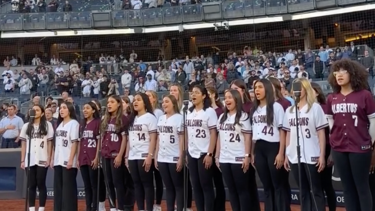 VIDEO: Albertus Magnus High School Veritas Honor Choir Performs ...